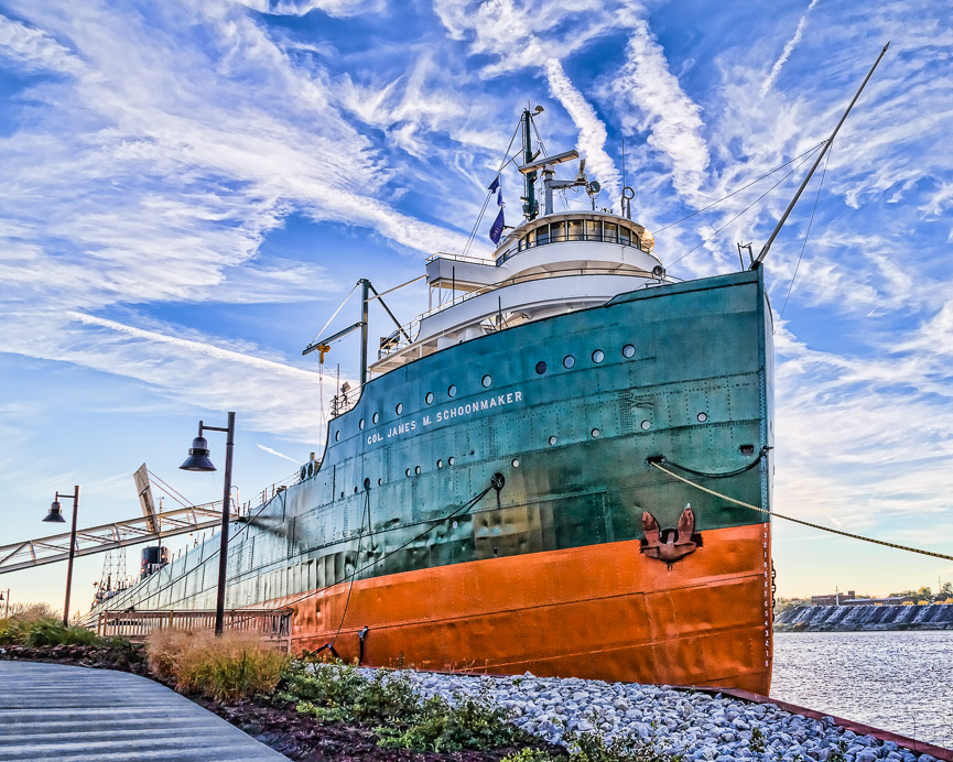 great lakes freighter | lumina volta
