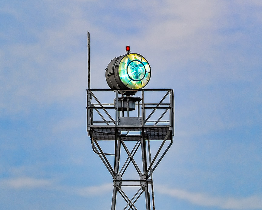 airfield beacon | lumina volta