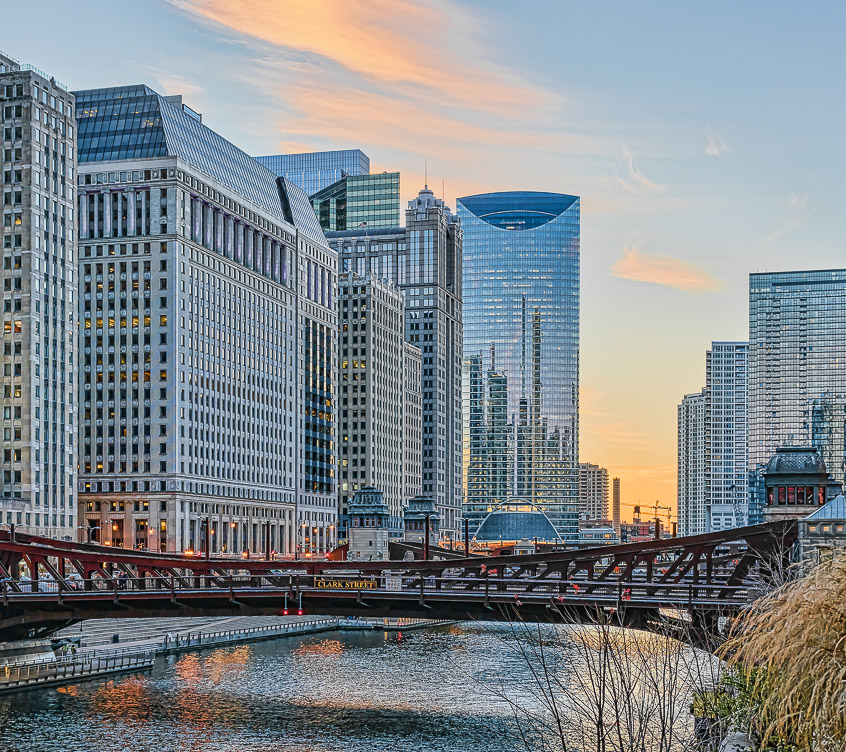 Chicago River Sunset Lumina Volta
